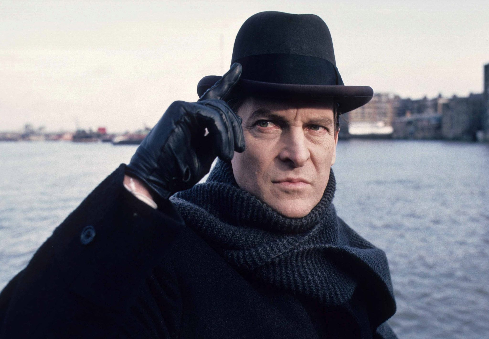 Jeremy Brett IS Sherlock Holmes – Features of Interest